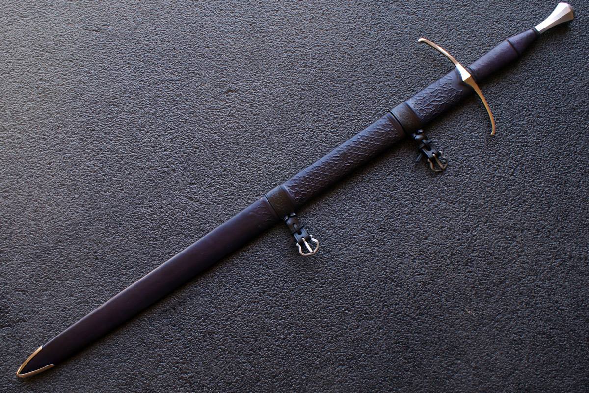 VA-200-Craftsman Series - The Valor Medieval Long Sword – Valiant Armoury